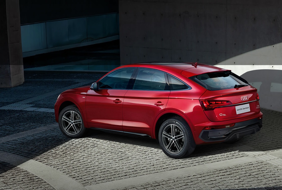 新增RS燃速套件 新款奥迪Q5L Sportback上市售42.68万元起_有车智联