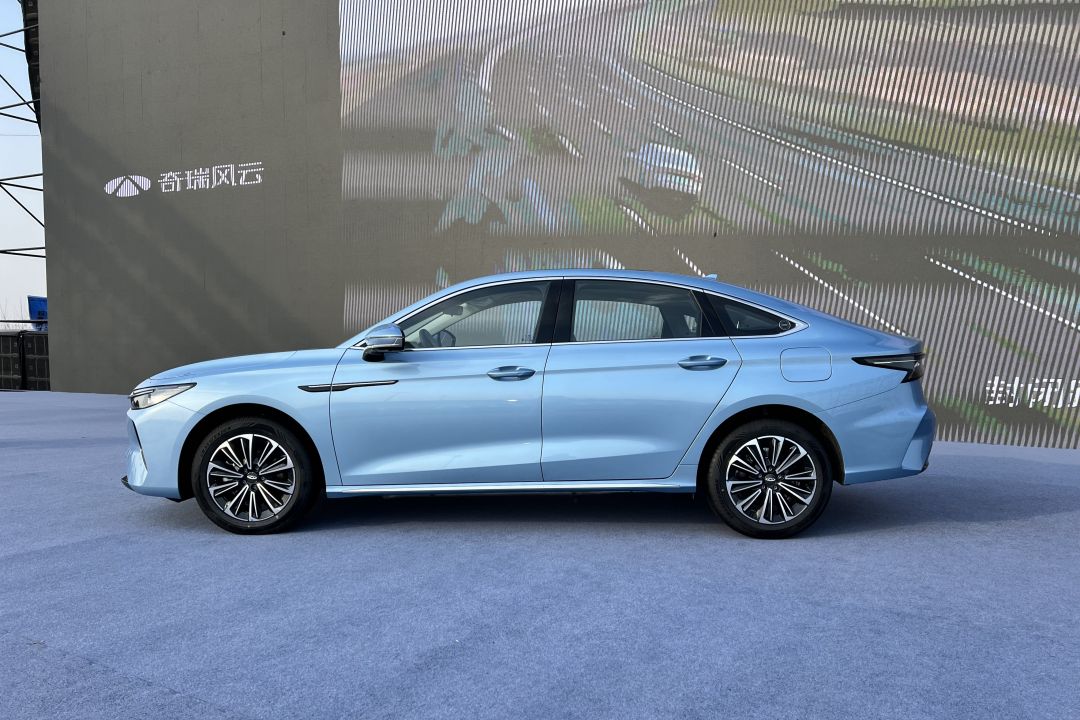 十万级1.5T真长续航超混新家轿 奇瑞风云A8远航版上市售10.99万元起_有车智联